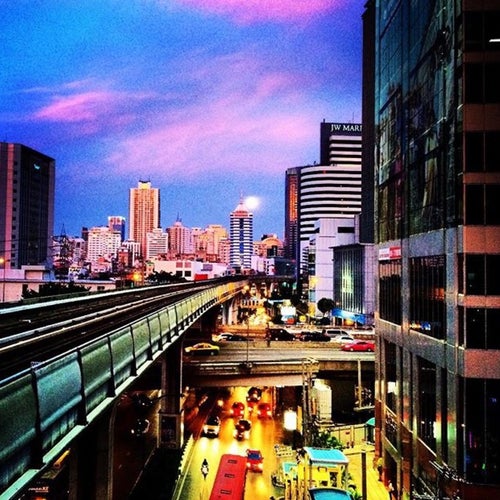 Sukhumvit Road (???????????) - Sukhumvit Rd. - คลองเตย