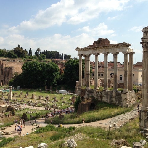 Roman Forum (Foro Romano) - Via dei Fori Imperiali - Roma
