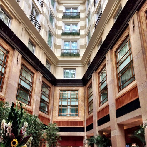 The Fullerton Hotel - 1 Fullerton Square - Singapore