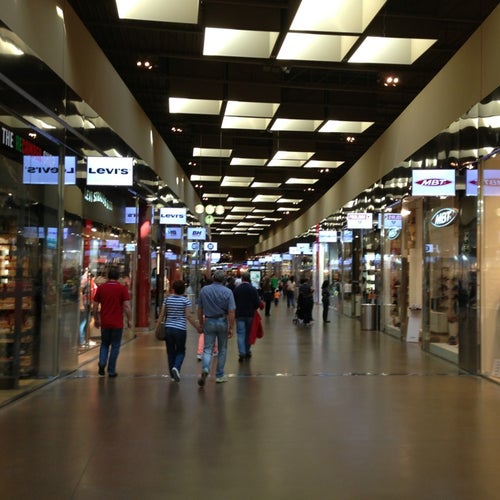 San Sebastián de los Reyes The Style Outlets - C. Salvador de Madariaga ...