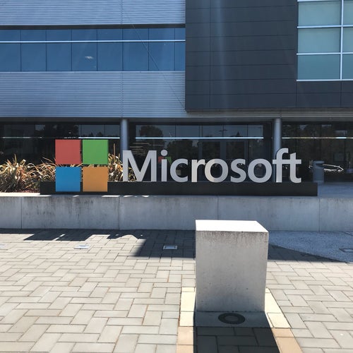 Microsoft SVC - 1065 LA Avenida St - Mountain View