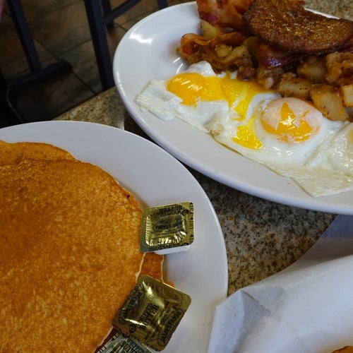 Sweet Touch Cafe - 241 Cambridge St - Cambridge