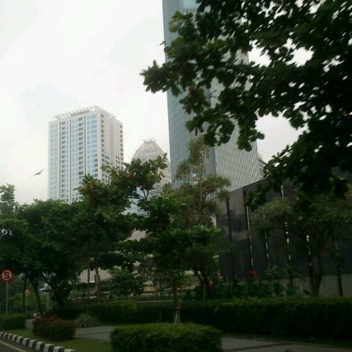 Sudirman Central Business District (SCBD) - Jalan Kawasan Sudirman ...
