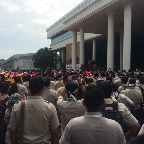 PT. HM. Sampoerna, Tbk - Jl. Rungkut Industri Raya No. 18 - Surabaya