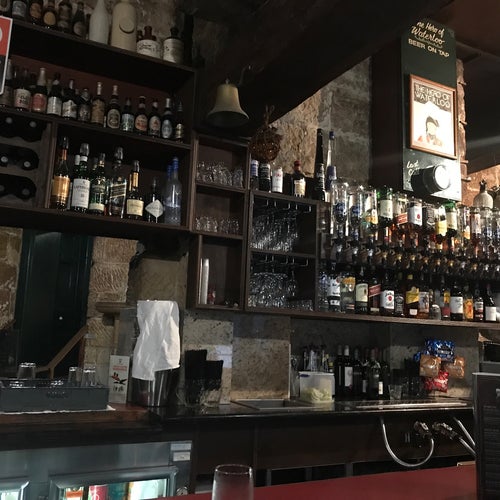 The Hero of Waterloo Hotel - 81 Lower Fort St - Millers Point