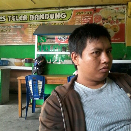 Es Teler Bandung - Jl. Imam Bonjol - Kecamatan Palu Barat