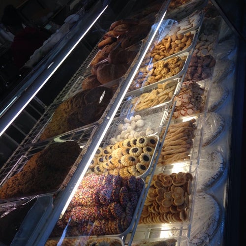 Victoria Pastry Company - 1362 Stockton St - San Francisco