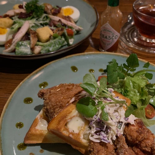 eastman coffee house - Jalan jenderal ahmad yani 140 - Semarang