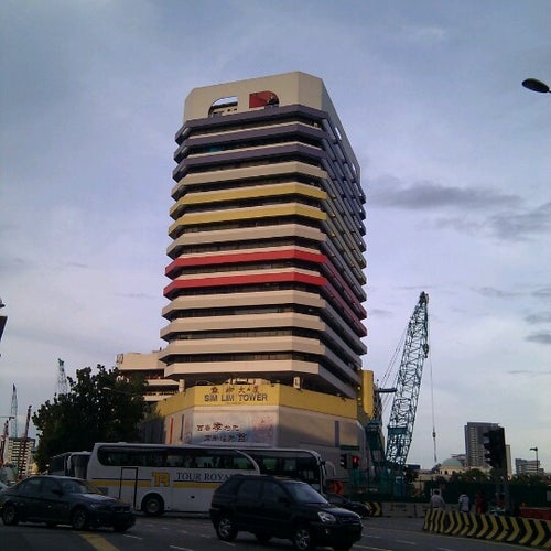 Sim Lim Tower - 10 Jalan Besar - Singapore