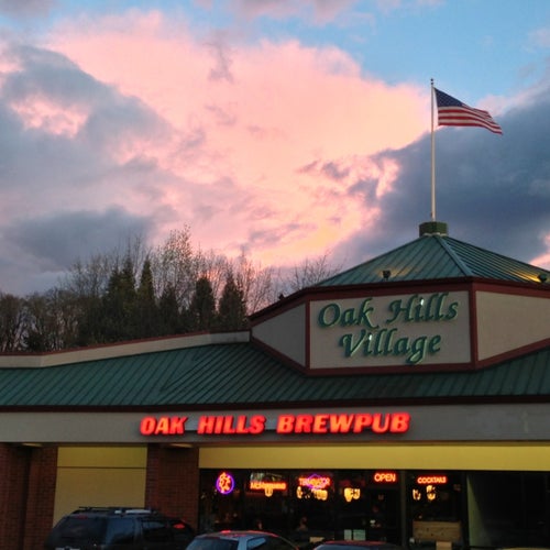 McMenamins Oak Hills Brewpub - 14740 NW Cornell Rd - Portland