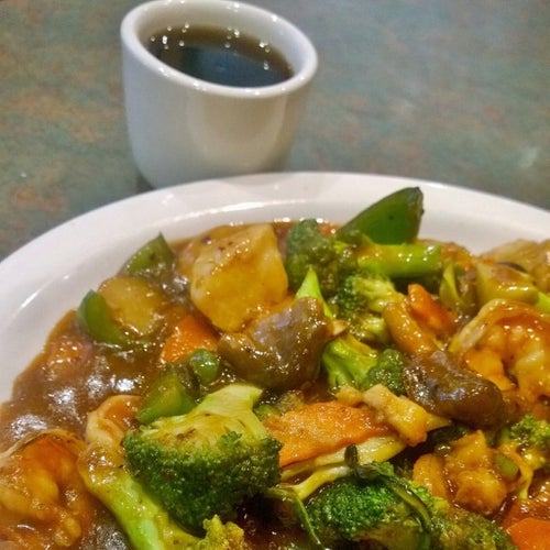 Butterfly Chinese Restaurant - 831 Farmington Ave - West Hartford