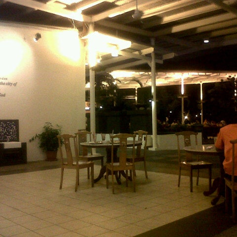 Grace Point (Food Court) - Sembulan - Kota Kinabalu