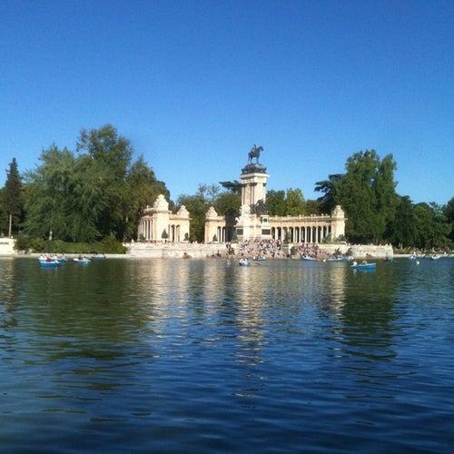 Estanque del Retiro - Parque del Retiro - Madrid