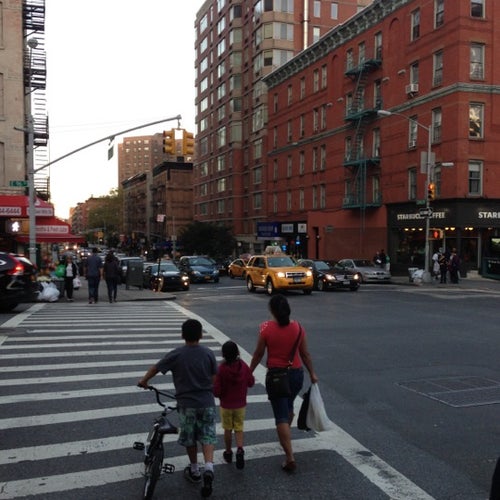 MTA Subway - 96th St (6) - 96th St - New York