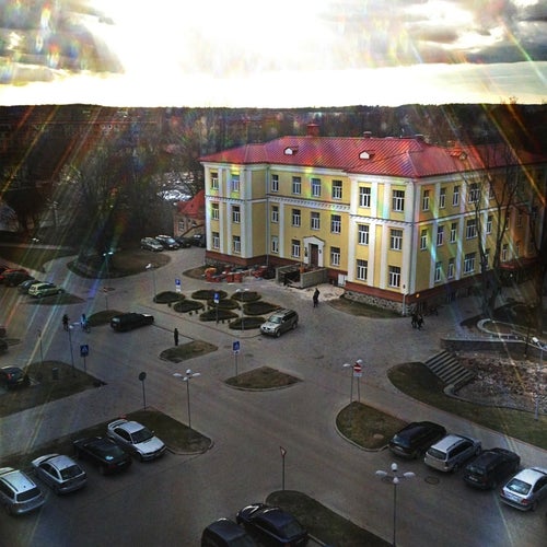 T/C "Valleta" - Rīgas iela 4 - Valmiera