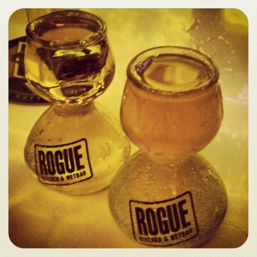 Rogue Kitchen & Wetbar - 601 W Cordova St - Vancouver