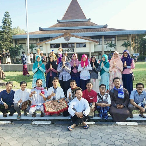 Gedung Rektorat UNS - Universitas Sebelas Maret (UNS) - Surakarta