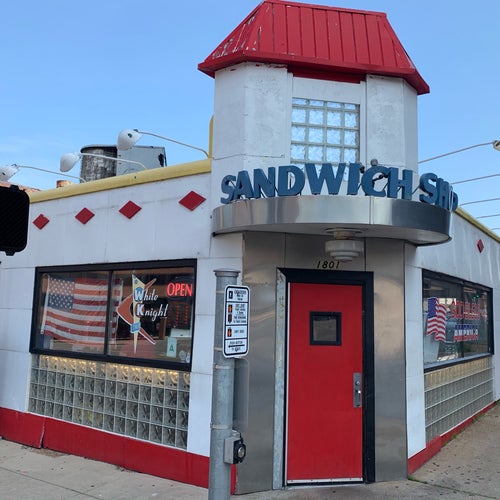 White Knight Diner - 1801 Olive St - St Louis