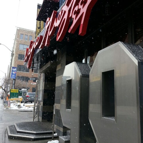 Wayne Gretzky's Toronto - 99 Blue Jays Way - Toronto