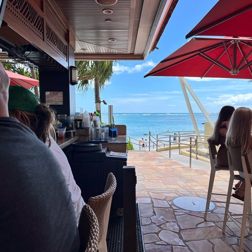 Sheraton Waikiki - The Edge of Waikiki Bar - 2255 Kalakaua Ave - Honolulu