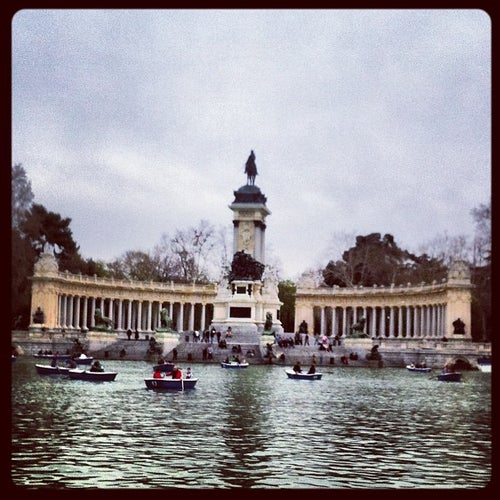 Estanque del Retiro - Parque del Retiro - Madrid