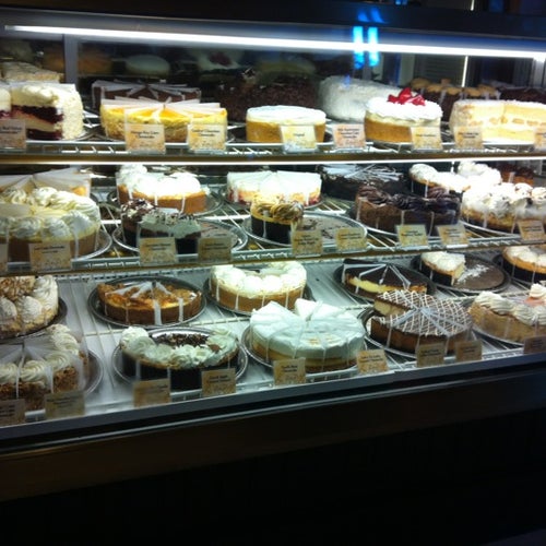 The Cheesecake Factory - 1062 Saint Louis Galleria - St Louis
