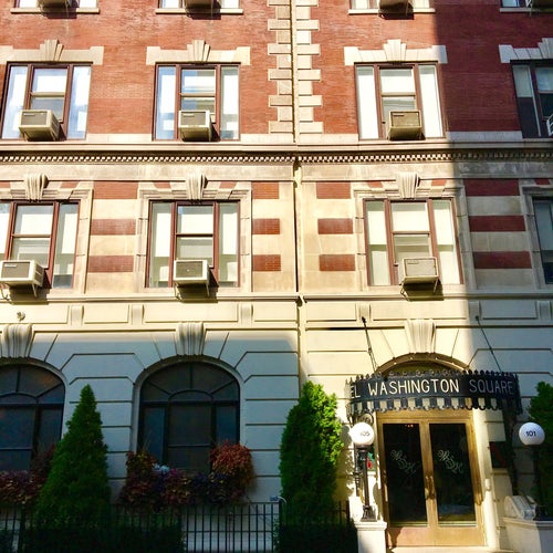 Washington Square Hotel - 103 Waverly Pl - New York