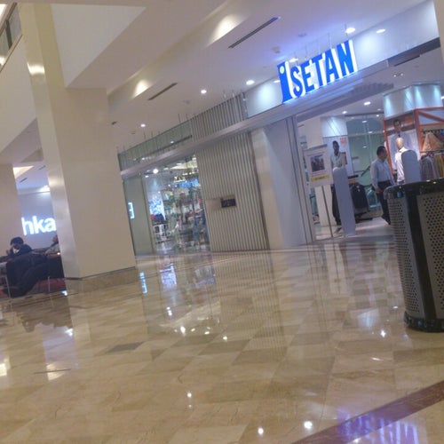 Isetan - Suria KLCC - Kuala Lumpur
