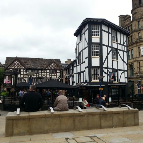 Sinclair's Oyster Bar - 2 Cathedral Gates - Manchester
