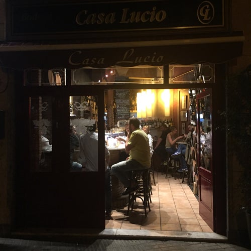 Casa Lucio - C. Viladomat, 59 - Barcelona