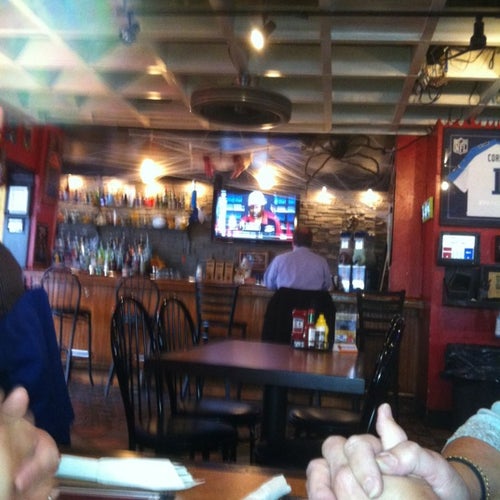 Corner Pub Midtown - 2000 Broadway - Nashville