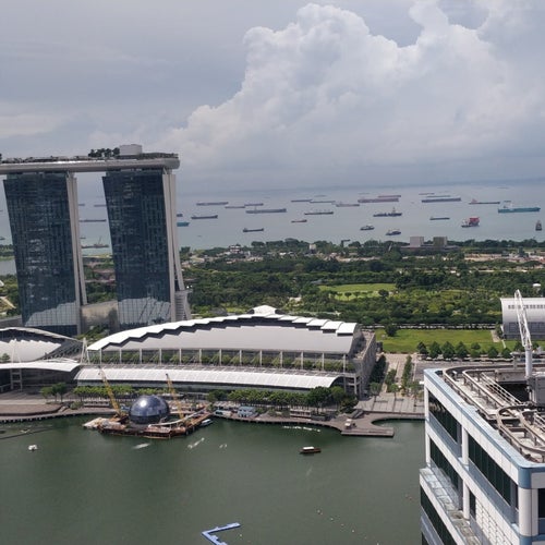 Singapore Land Tower - 50 Raffles Pl. - Singapore