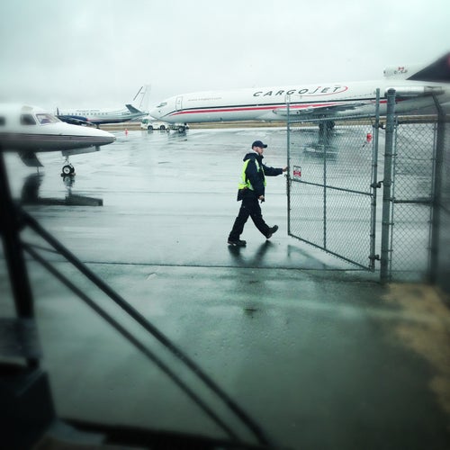 Halifax Stanfield International Airport (YHZ) - 747 Bell Blvd - Goffs