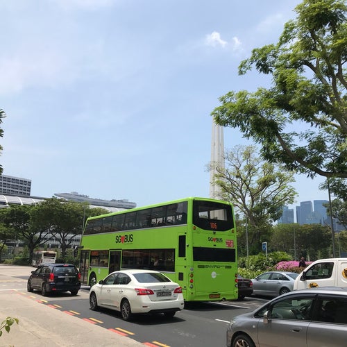 Bus Stop 02049 (Raffles Hotel) - Bras Basah Rd. - Singapore