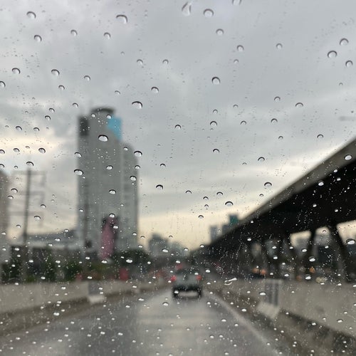 TCCT Bangna Data Center (T.C.C. Technology) - 1st -3rd Floors, 1854 ...