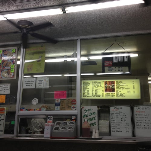 Daglas Drive-in - 20036 Vanowen St - Winnetka