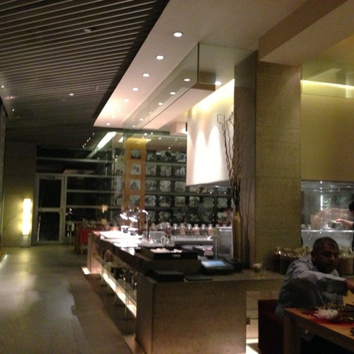 San-Qi - 114 Dr. E. Moses Rd. - Mumbai