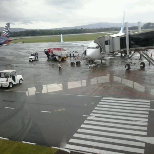 Pattimura International Airport (AMQ) (Bandar Udara Internasional ...