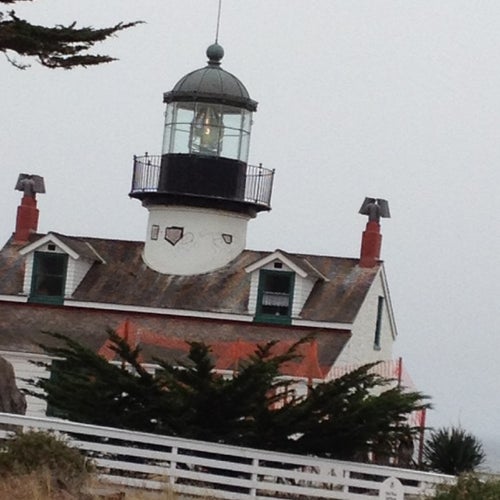 Point Pinos Lighthouse - Asilomar Ave - Pacific Grove