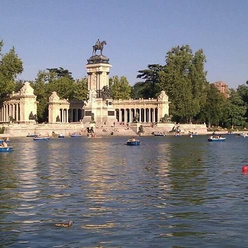 Estanque del Retiro - Parque del Retiro - Madrid