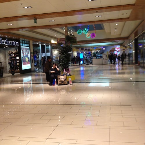 Porta di Roma Shopping Centre (Galleria Commerciale Porta di Roma ...