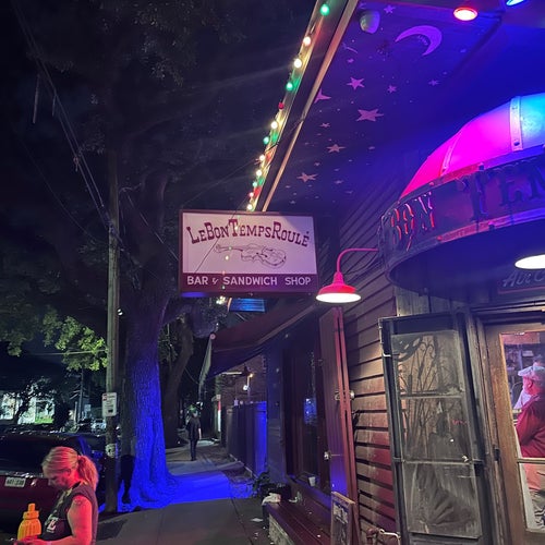 Le Bon Temps Roulé - 4801 Magazine St - New Orleans
