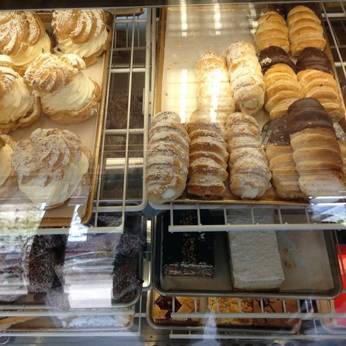 Northside Bakery - 149 N 8th St - New York