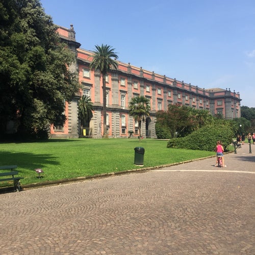 Parco di Capodimonte - Via Miano, 4 - Napoli