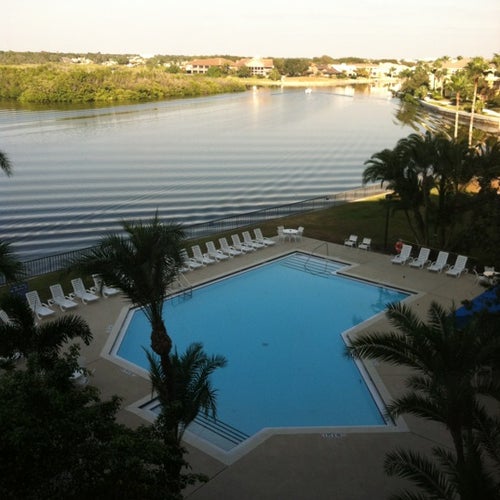 DoubleTree by Hilton - 3050 N Rocky Point Dr W - Tampa
