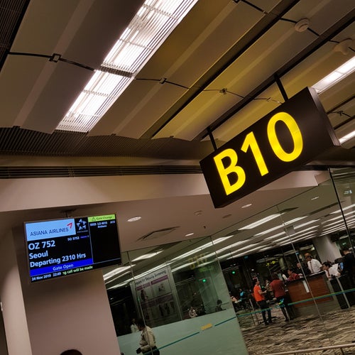 Gate B10 - Concourse B, Terminal 3 - Singapore