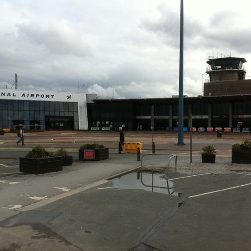 Leeds Bradford International Airport (LBA) - White House Ln - Leeds