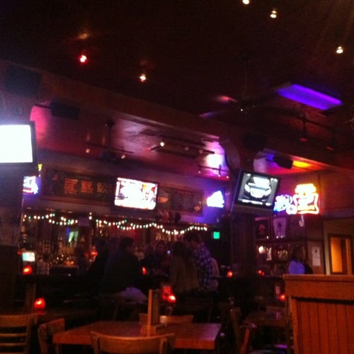 Guava Beach Bar & Grill - 3714 Mission Blvd - San Diego