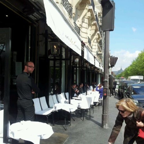 Café de l'Esplanade - 52 rue Fabert - Paris