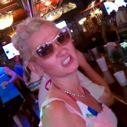 Dicey Riley's Irish Pub Bar - 220 SW 2nd St - Fort Lauderdale